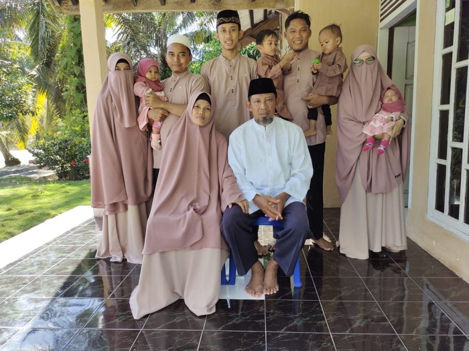 Download Buku Al Arabiyah Baina Yadaik PDF Paling Lengkap | Hamam